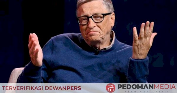 Bukan Produk Microsoft, Bill Gates Ungkap Ponsel Lipat Miliknya